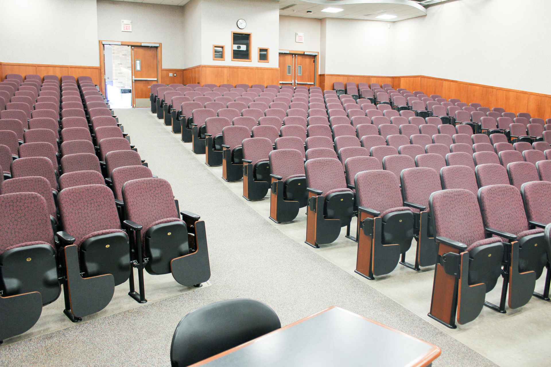 Phillips Hall 100 | University Classrooms - The University of Iowa